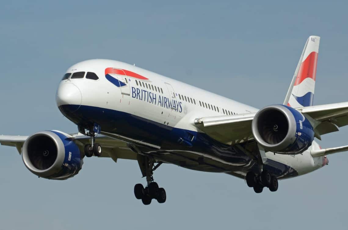 Boeing 787-8 vs 737-800: Data Comparison