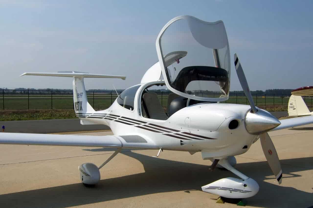 Diamond DA-20 · History, Technical Data & Photos · AeroCorner
