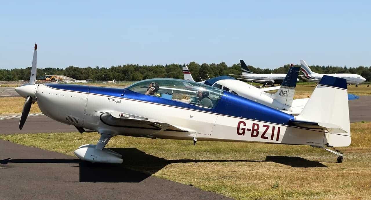 Aeroworks 35cc Extra 300