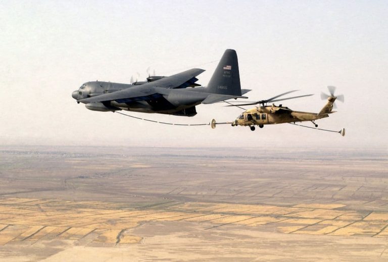 How Airplanes Refuel In The Air (Aerial Refueling) · AeroCorner