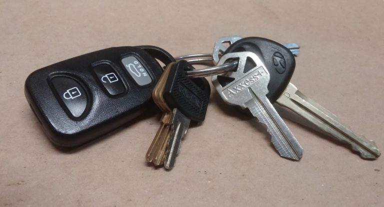 Do (Commercial) Airplanes & Helicopters Have Keys To Start? · AeroCorner