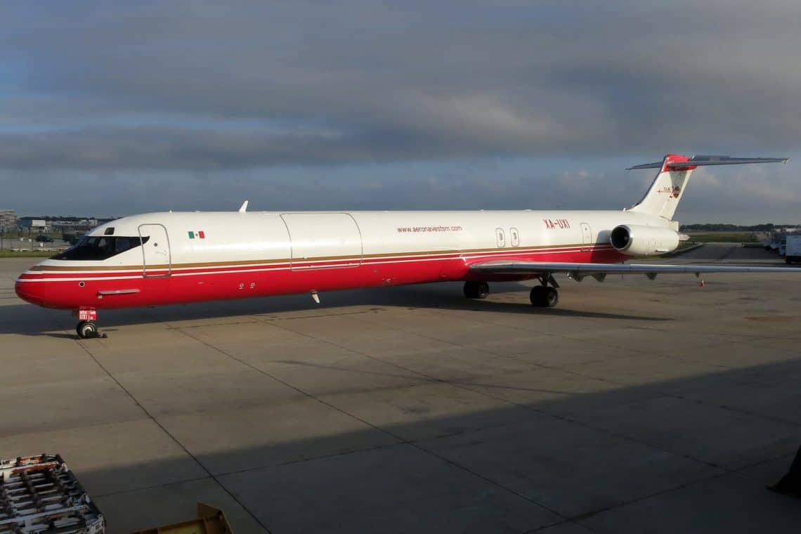 McDonnell Douglas MD-82 · History, Technical Data & Photos · AeroCorner