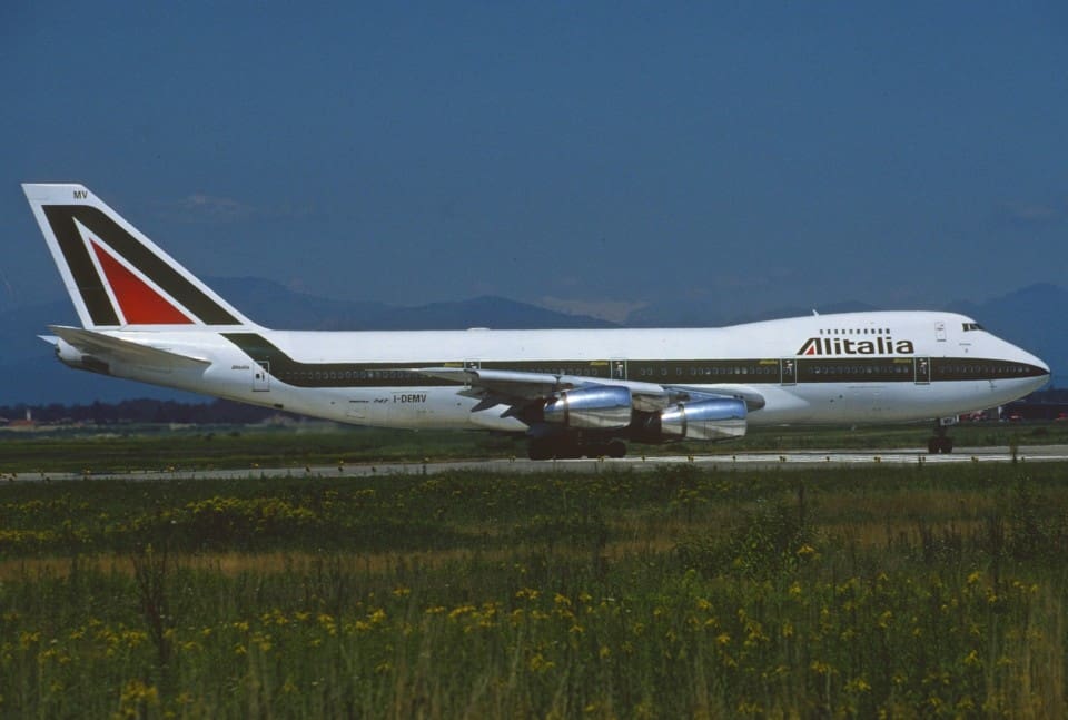 Boeing 747-200 · History, Technical Data & Photos · AeroCorner