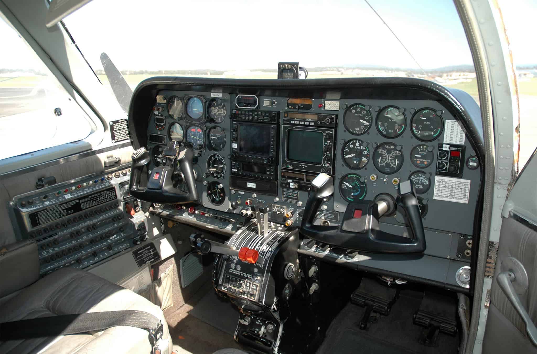 Cessna 310 · History, Technical Data & Photos · AeroCorner