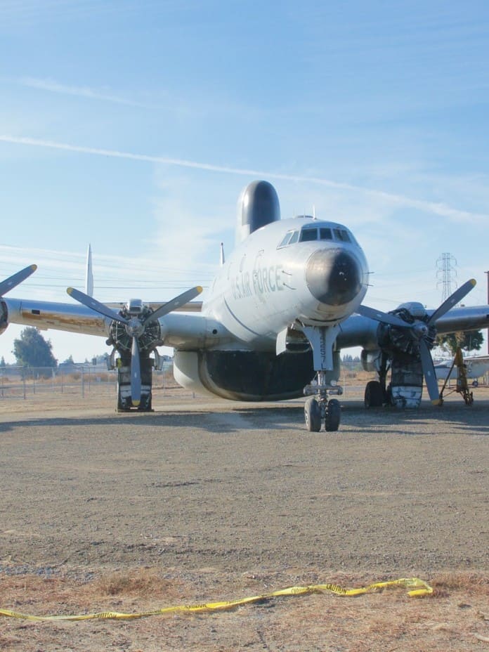 Lockheed EC-121 Warning Star · History, Technical Data & Photos ...