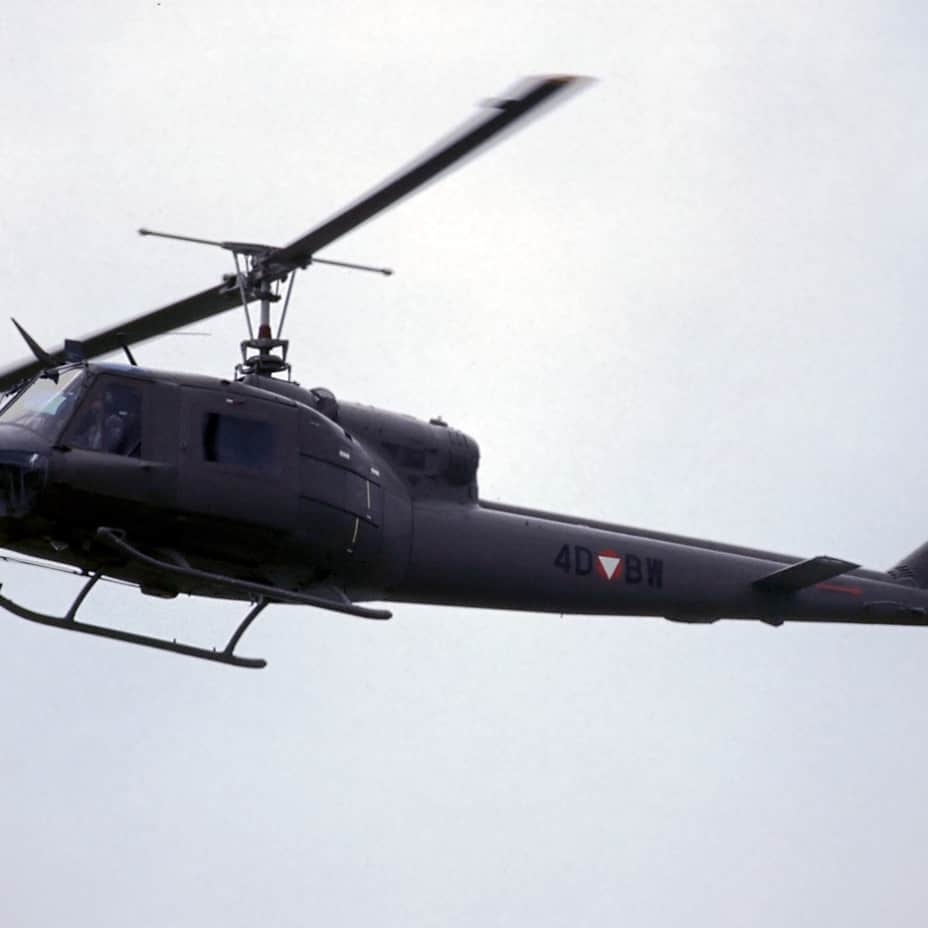 Bell 204 · History, Technical Data & Photos · AeroCorner