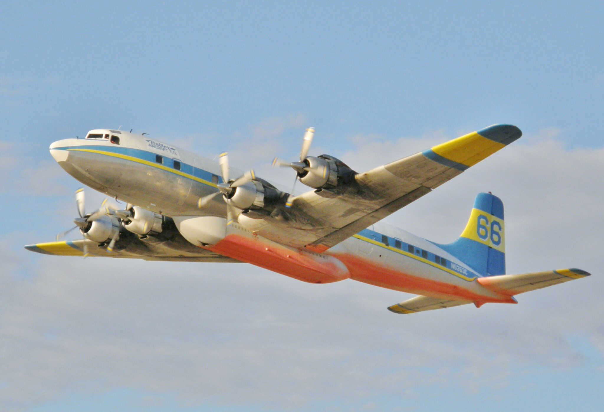 7 Different Types of Firefighting Airplanes · AeroCorner