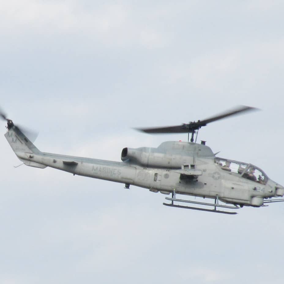 The 8 Types of Military Helicopters (with 16 examples) · AeroCorner