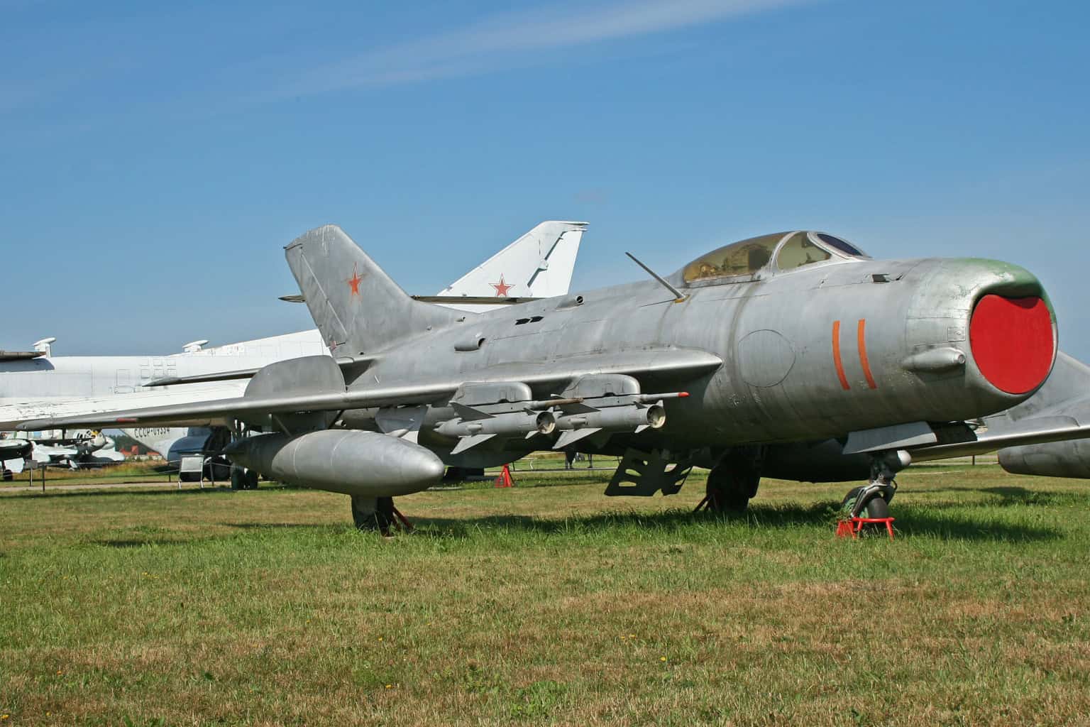 Mikoyan-Gurevich MiG-19 · History, Technical Data & Photos · AeroCorner