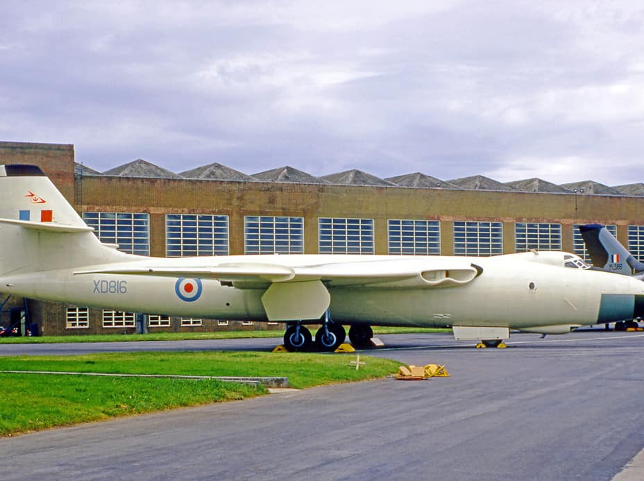 Vickers Valiant · History, Technical Data & Photos · AeroCorner