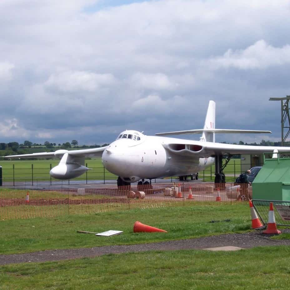 Vickers Valiant · History, Technical Data & Photos · AeroCorner