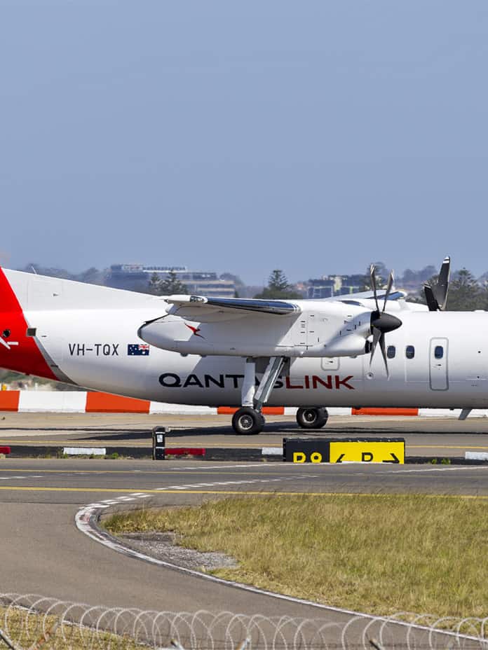 de Havilland DHC-8-200 · History, Technical Data & Photos · AeroCorner