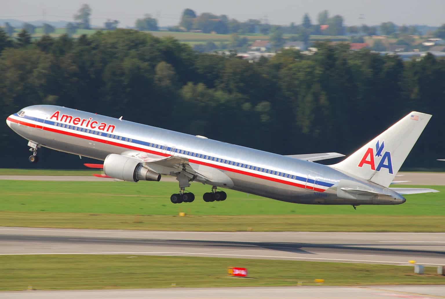 Boeing 767-300 · History, Technical Data & Photos · AeroCorner