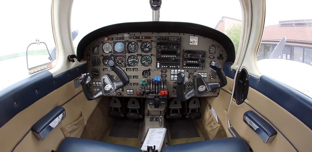 Piper Seminole Cockpit Layout