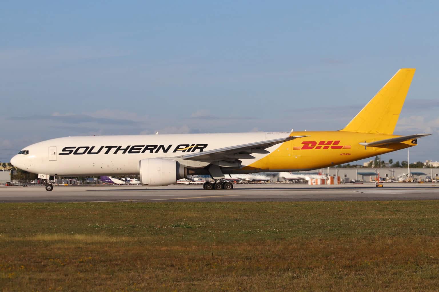 Boeing 777 Freighter · History, Technical Data & Photos · AeroCorner