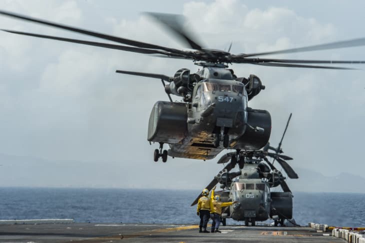 Sikorsky MH-53E Sea Dragon - Price, Specs, Photo Gallery, History - Aero Corner