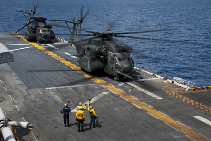 Sikorsky MH-53E Sea Dragon - Price, Specs, Photo Gallery, History - Aero Corner