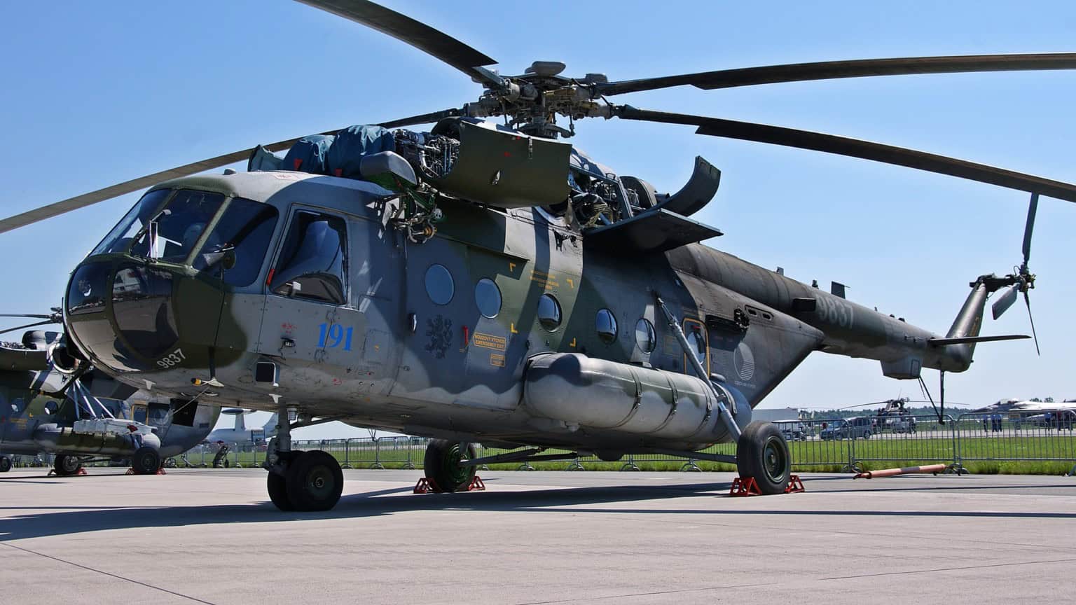 Mil Mi-8 “Hip” · History, Technical Data & Photos · AeroCorner