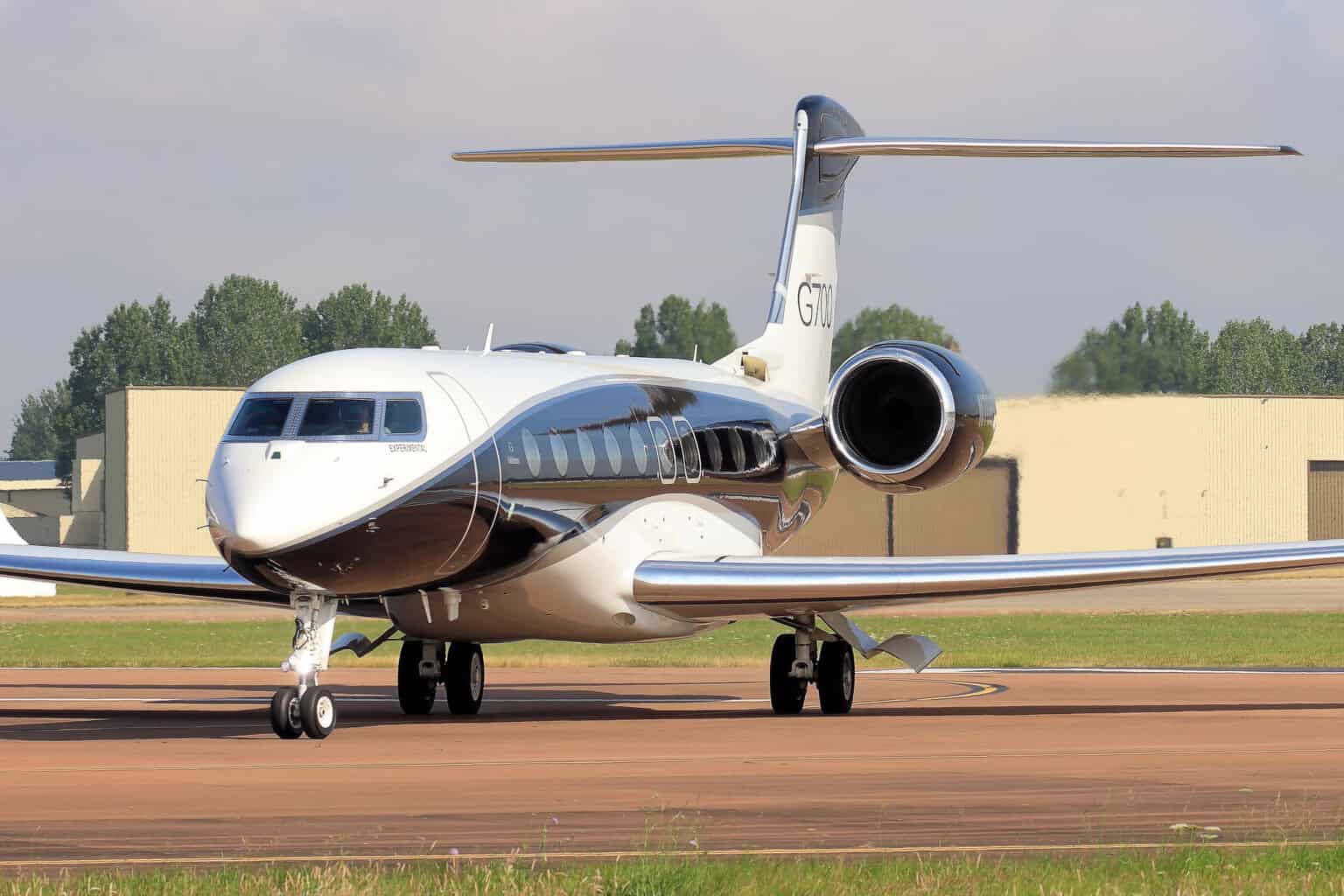 Jeff Bezos Private Jet Fleet: G700, G650ER & More